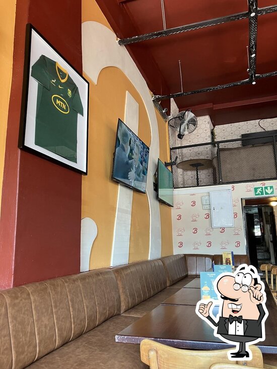 Benchwarmers Sports Bar, Johannesburg - Restaurant menu, prices and reviews