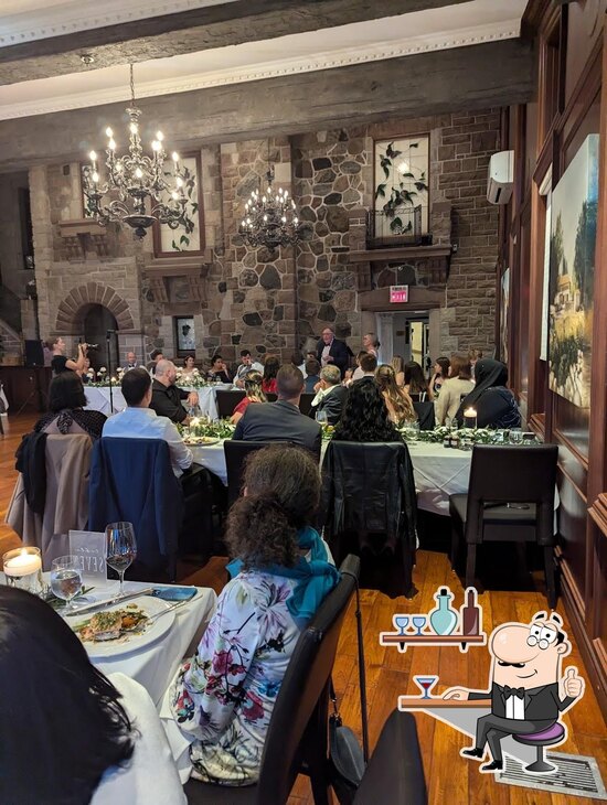 Edgewater Manor Restaurant, Hamilton - Restaurant menu, prices and reviews
