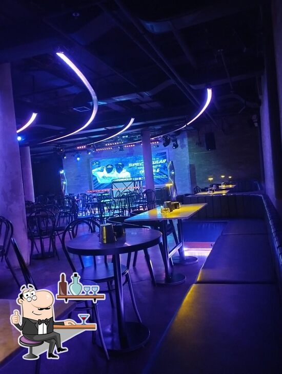 J'S CAFE & LOUNGE, Bogor - Restaurant menu, prices and reviews