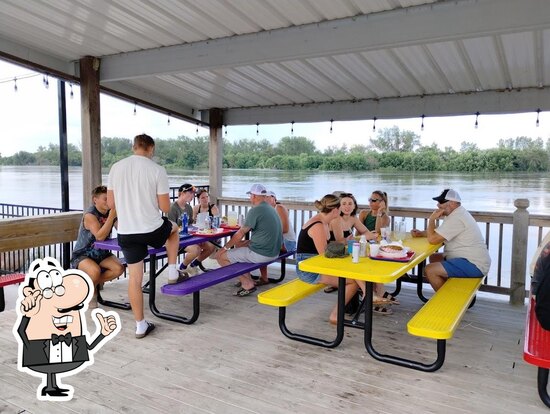 The Surfside Club, Omaha - Restaurant menu, prices and reviews