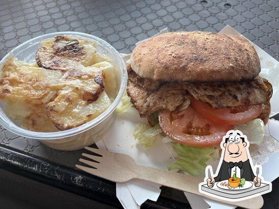 CC Chicken, Hampton - Restaurant menu, prices and reviews