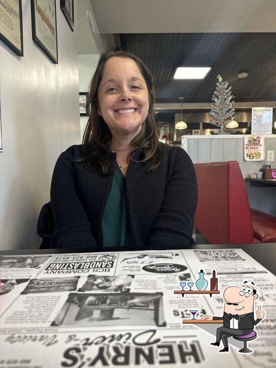 Menu at Henry's Diner restaurant, Putnam