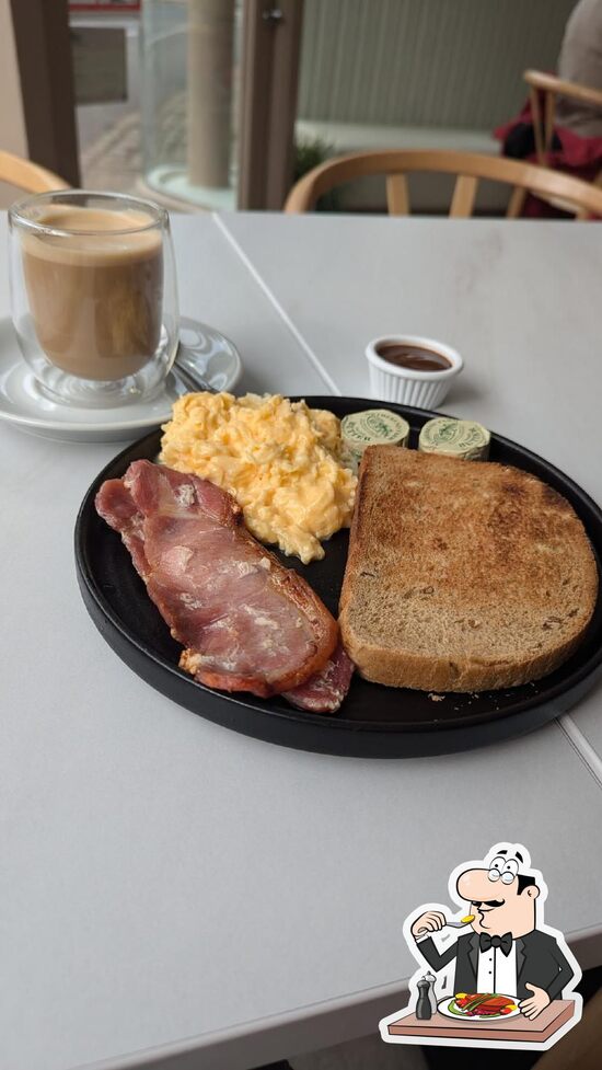 Holdens & Co Artisan Deli & Kitchen & Ice Cream Parlour, Barrow ...