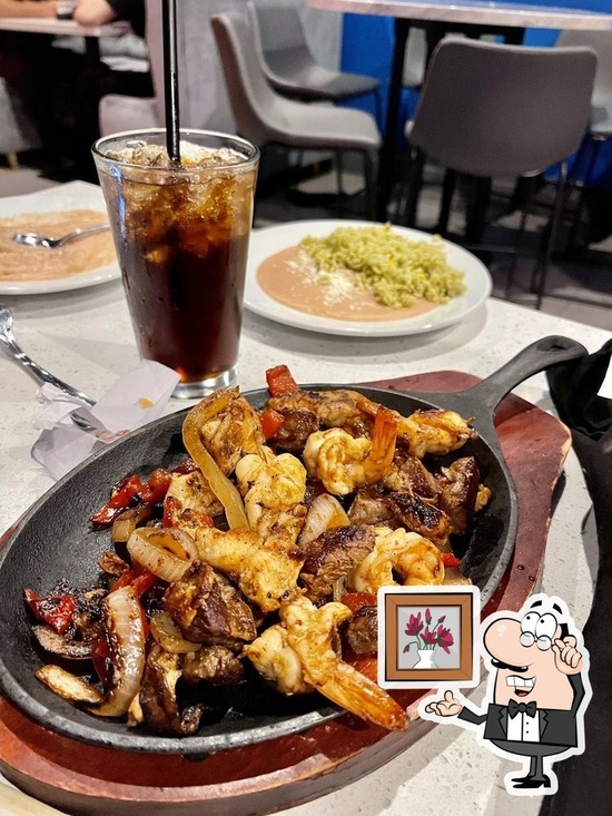 Valentinos Seafood Bar & Grill, Indio - Restaurant menu, prices and reviews