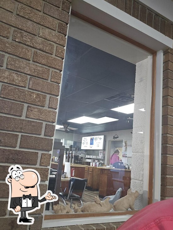 Deaton's Four Little Pigs BBQ, Benton - Restaurant menu, prices and reviews