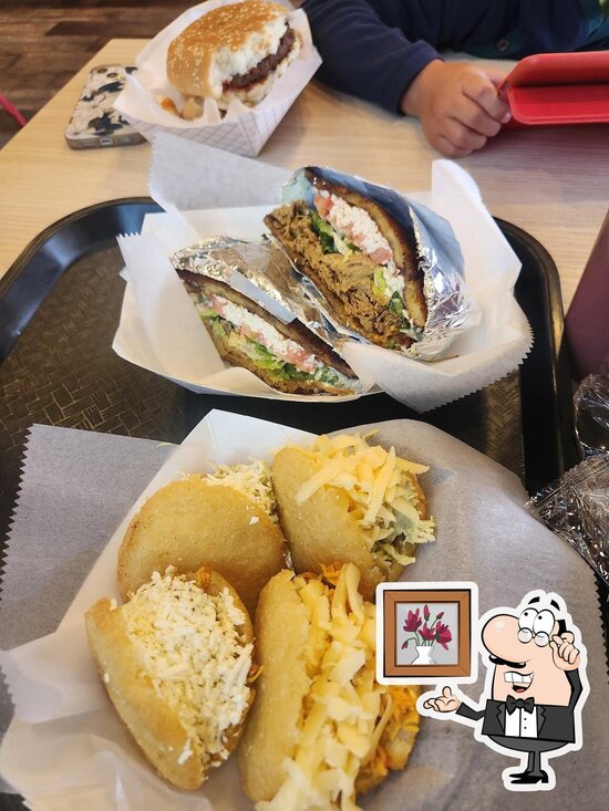 Arepa Burger Waterford Lakes, Orlando - Menú del restaurante, precios y ...