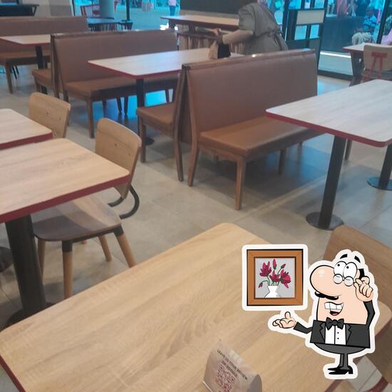 KFC Moratiwa, Mmotwaneng - Restaurant menu, prices and reviews