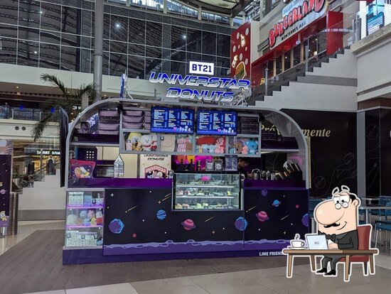 BT21 Universtar Donuts - Plaza Fiesta San Agustín, San Pedro Garza ...