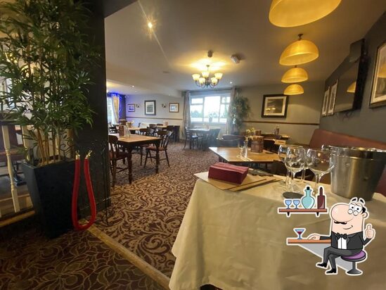 Tafarn Morlais, Llanelli - Restaurant menu, prices and reviews