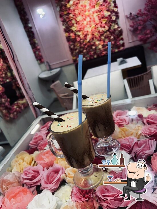 CAFE DE FLORA, Pirangut - Restaurant menu, prices and reviews