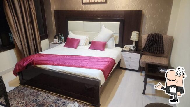 Ashiana clarks inn, Shimla, Shimla - Restaurant menu, prices and reviews