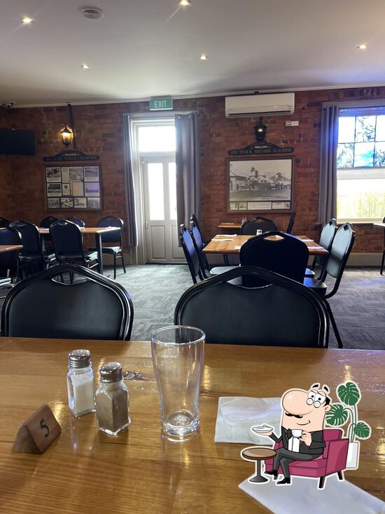Longford Country Club Hotel, Longford - Restaurant menu, prices and reviews