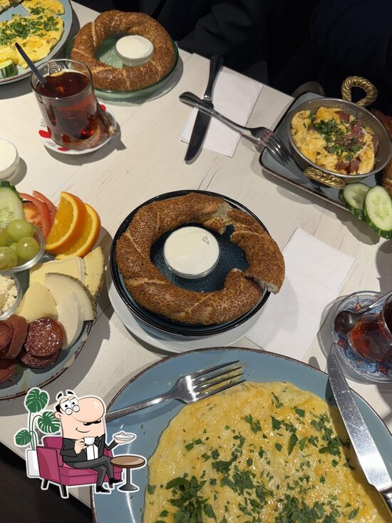 Cafe Kiva Han, Berlin - Restaurant menu, prices and reviews