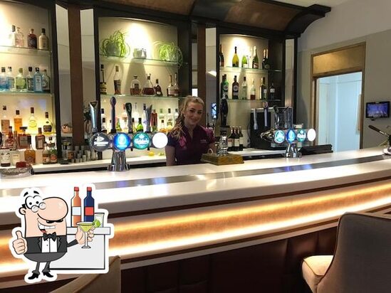Menu at Pier Hotel pub & bar, Gorleston-on-Sea