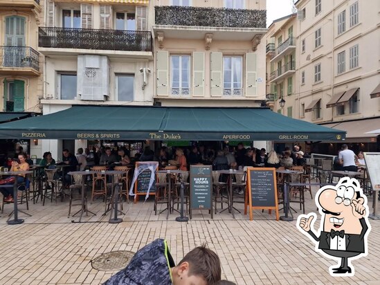 The Dukes Pub, Cannes - Restaurant menu, prices and reviews