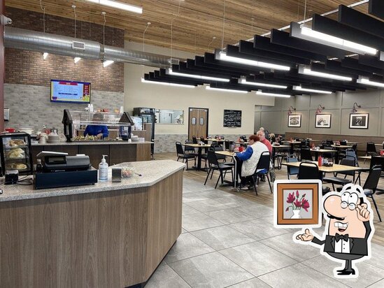 Menu at Hills 210 Cafe & Subs, Wahpeton