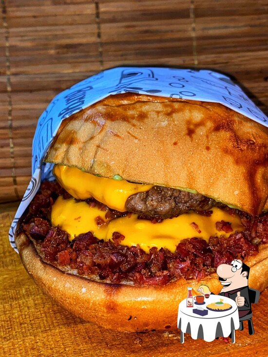 Menu at Monster Burger restaurant, Paraisópolis
