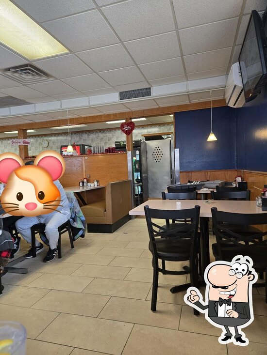 Maple City Family Restaurant, Monmouth - Restaurant menu, prices and ...