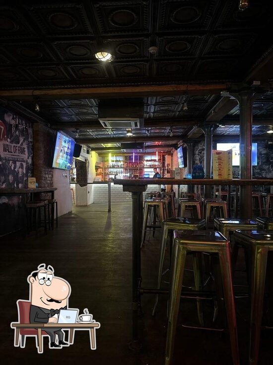 Wall Of Fame Bar And Kitchen Victoria Street, Liverpool - Restaurant ...