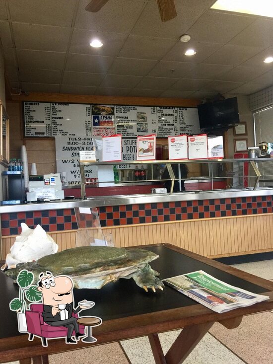 Menu at Evans Pit restaurant, DeSoto