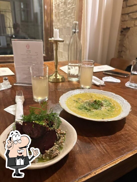 OMA, Warszawa - Menu restauracji, ceny i recenzje