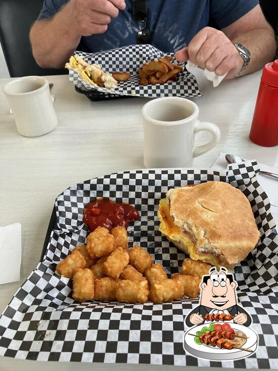 Chef's Drive-In, Altavista - Restaurant menu, prices and reviews