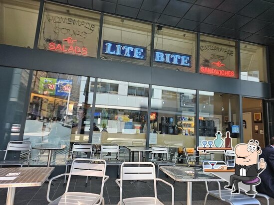 Lite Bite, Toronto, St. Andrew - Restaurant menu, prices and reviews