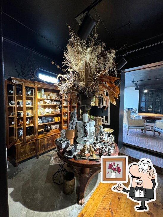 Bredasdorp Square, Bredasdorp - Restaurant menu, prices and reviews